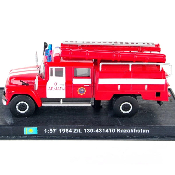 1964 ZIL-130 Fire Engine 1/57 Scale Diecast Model – old boy hobby