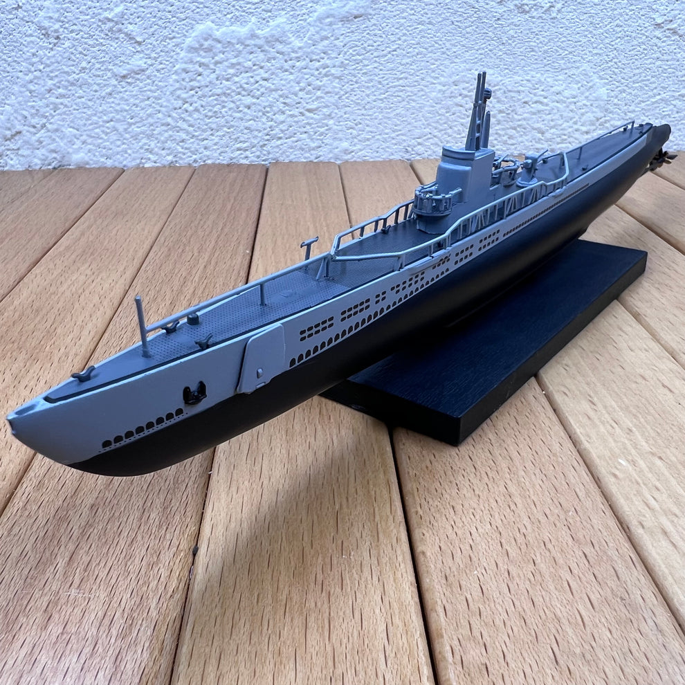 1/350 Scale 1944 USS Barb (SS-220) Submarine Diecast Model – old boy hobby