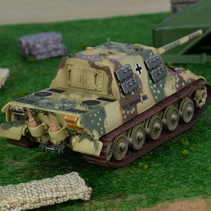 Jagdtiger tank destroyer pre-built 1/72 scale plastic armored fighting ...
