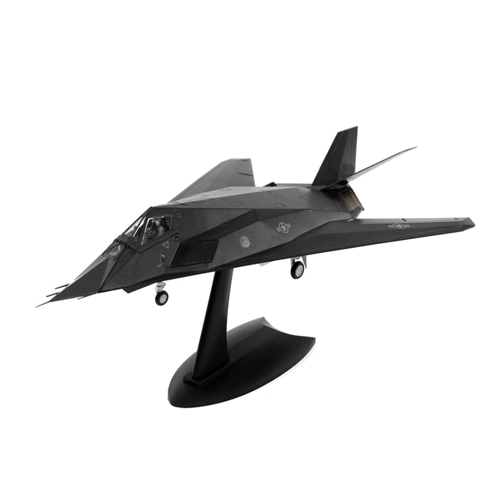 F-117 Nighthawk Stealth Attack Aircraft 1/72 Scale Diecast Model – old ...